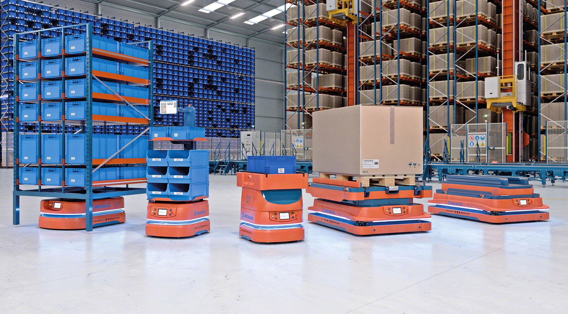 Robots móviles autónomos (AMR) - Mecalux.es