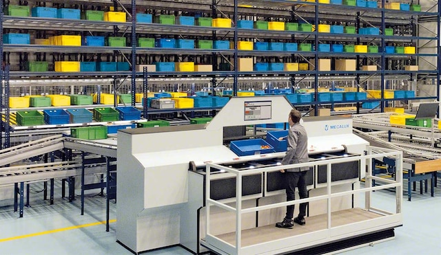 Almacén automático de picking - Mecalux.es